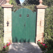 Gate Posts | Art de Brique