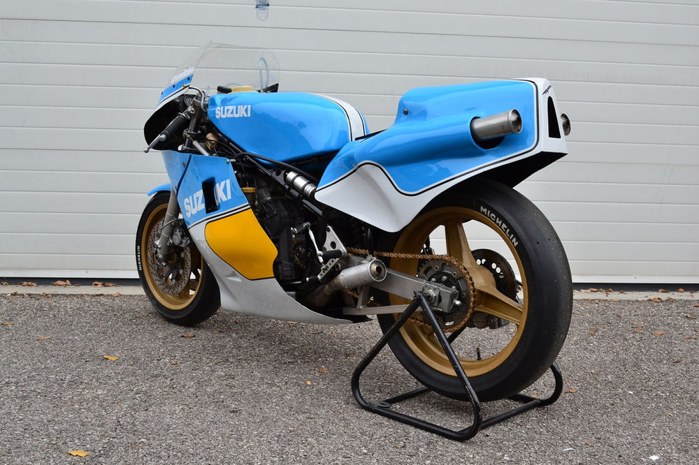 Suzuki RGB500 1982: Sold.