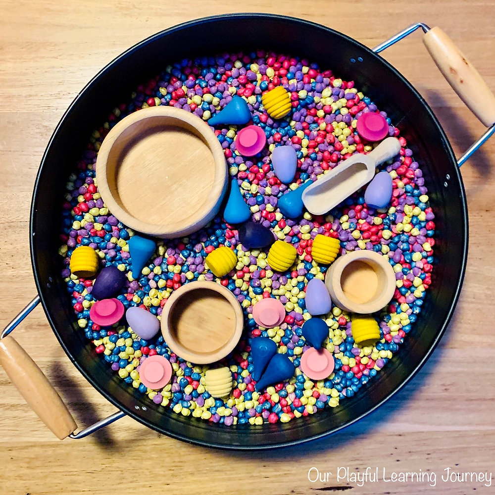 Super Fun and Easy Sensory Play Tray for Kids - A simple sensory tray ...