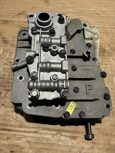 C5 TRANS FORD VALVE BODY CAST E2AP-7A092-AA E2AP-7G003-AA 9 BOLT TO ...