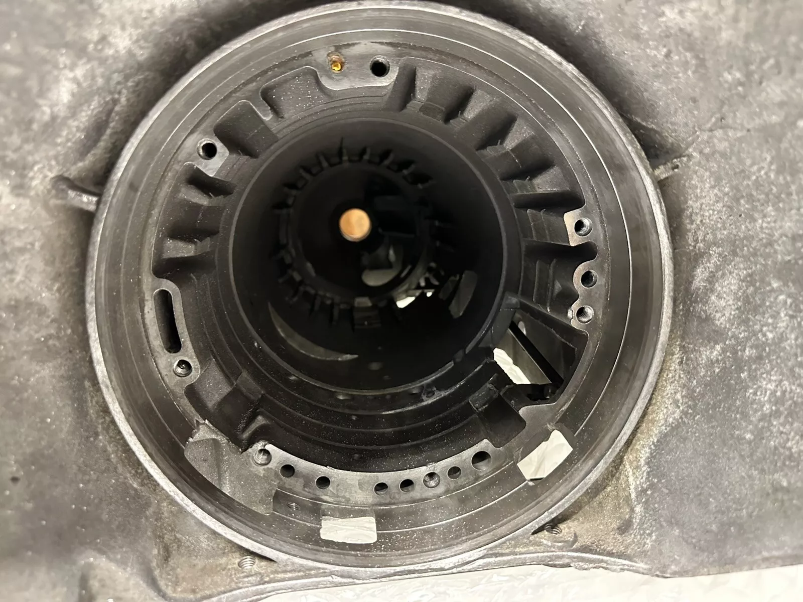 TH200-4R TRANSMISSION CASE EMPTY CODE KCF CAST 407 C Part 8639224 1987 ...