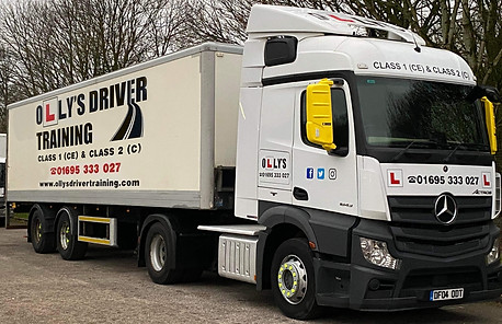 Class 1 (C+E) | OllysDriverTraining