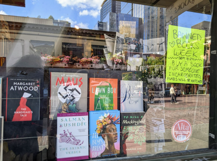 Book Censorship in Florida: Impact on POC and LGBTQ+ Communities