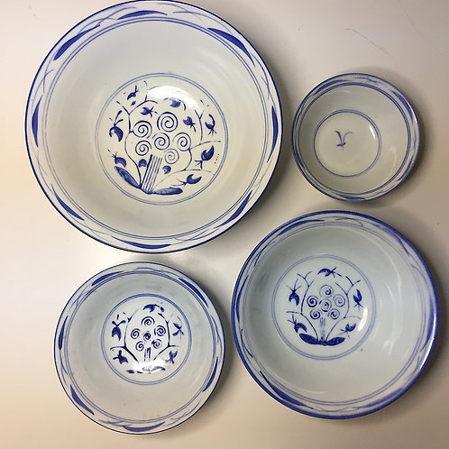SOLD: Chinese Stacking Bowls - Set of Four | c+vhomemt