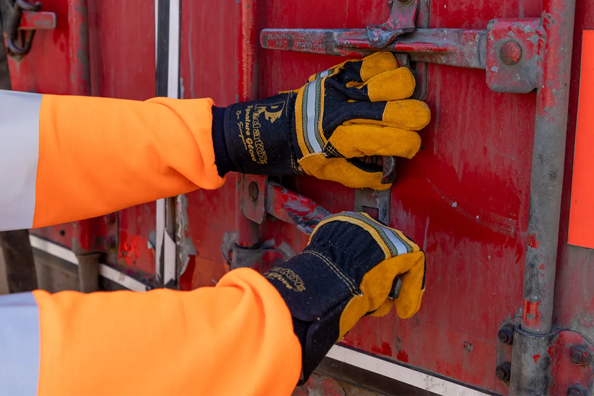 Predator Signature Tiger Rigger | Uk Welding Supplies