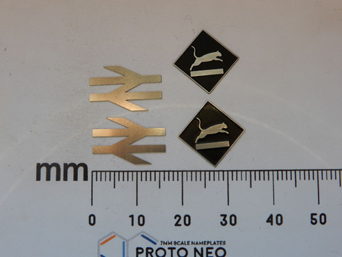 CD Crewe diesel depot plaques & arrows | Protoneo