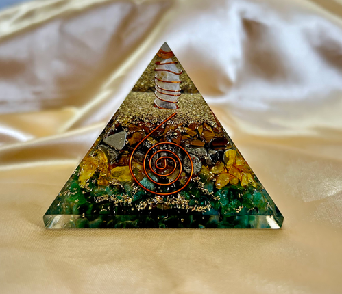 Money Magnet Pyramid | The Moon Daughter