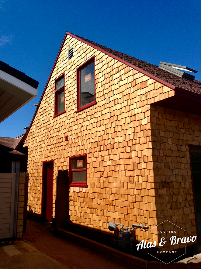 Staggered Wood Shingle Siding Installation