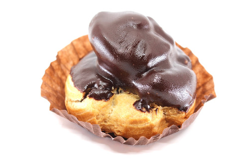 Large Chocolate Profiteroles | Tamborrino