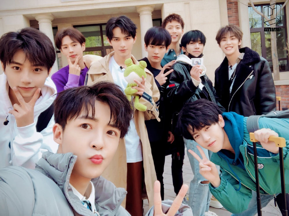 UNINE first single "Bomba"