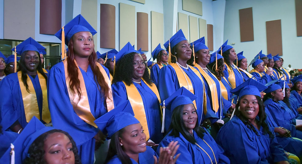 Story 1 | moe-bahamas