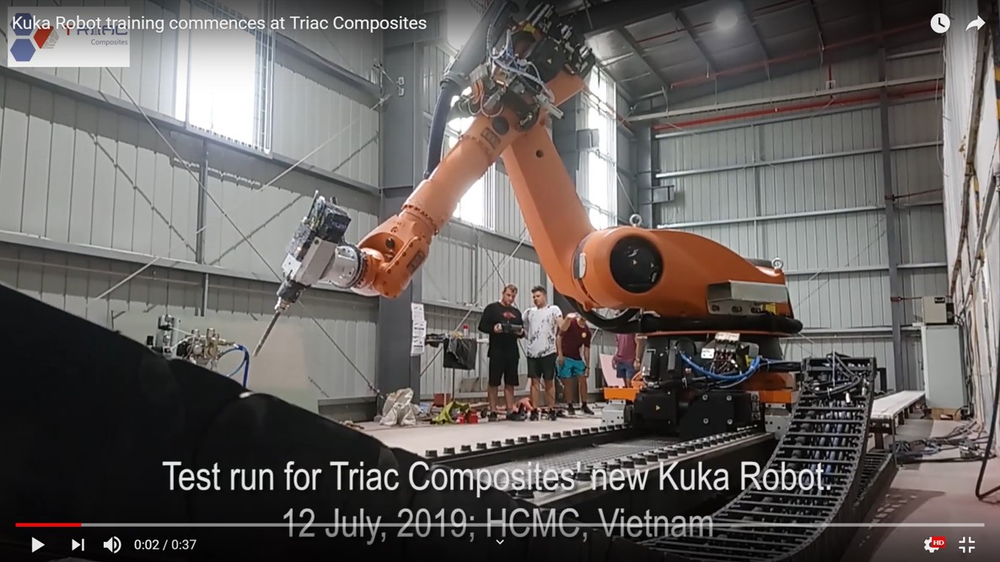Video: Training commences on new KUKA Robot