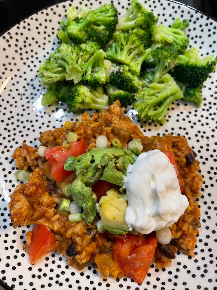 One Pot Cheesy Chicken Rice Skillet