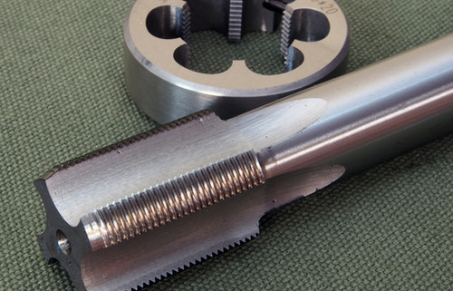 SAVAGE 110, tap & die set 1.055 inch x 20 TPI | OZZISTRAIGHTSHOOTER