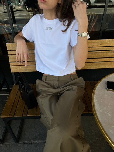 Logo Cropped T-shirt | LE:APT
