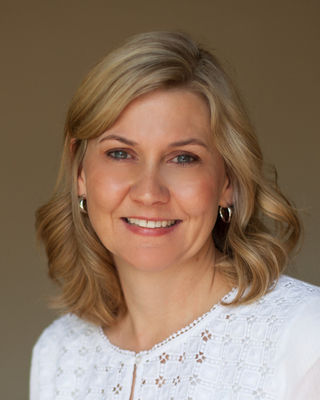 Betsy Radmall | The Hive Collective
