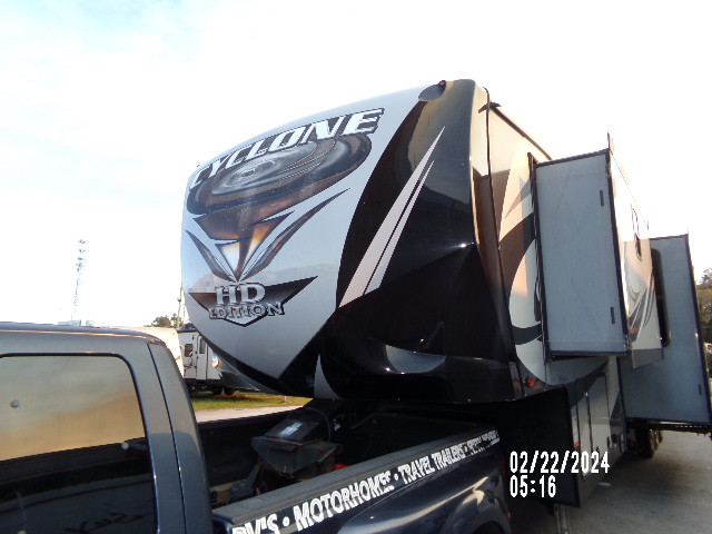 2018 HEARTLAND CYCLONE HD 4115