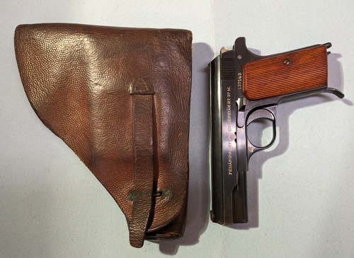 Femaru 37M sn 137142 Axis Pistols p 301 | JanStillCollection