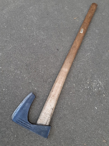 Japanese Bearded Axe | tetsu