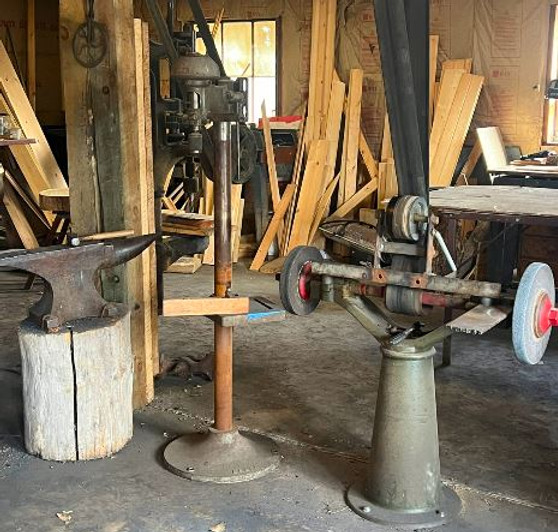 Dale & Martha Hawk Museum