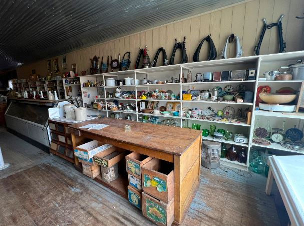 Dale & Martha Hawk Museum