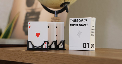 Three Cards Monte Stand | jeki