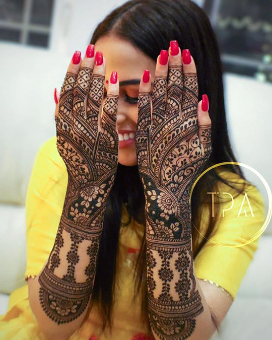 Henna | Makeup | Hair | ThePreet'sArtistry | Seattle, United States