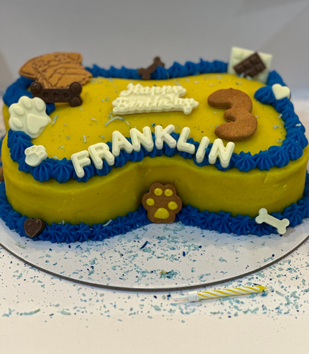 Bone shaped dog cake | My Site