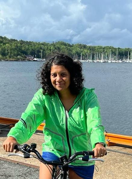 Meetu Agrawal | Paper sparrows