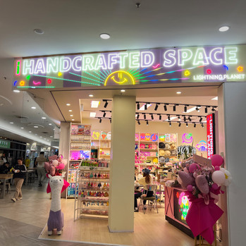 Lightning Planet_DIY workshop: Fun Art & Handcrafts in Melbourne