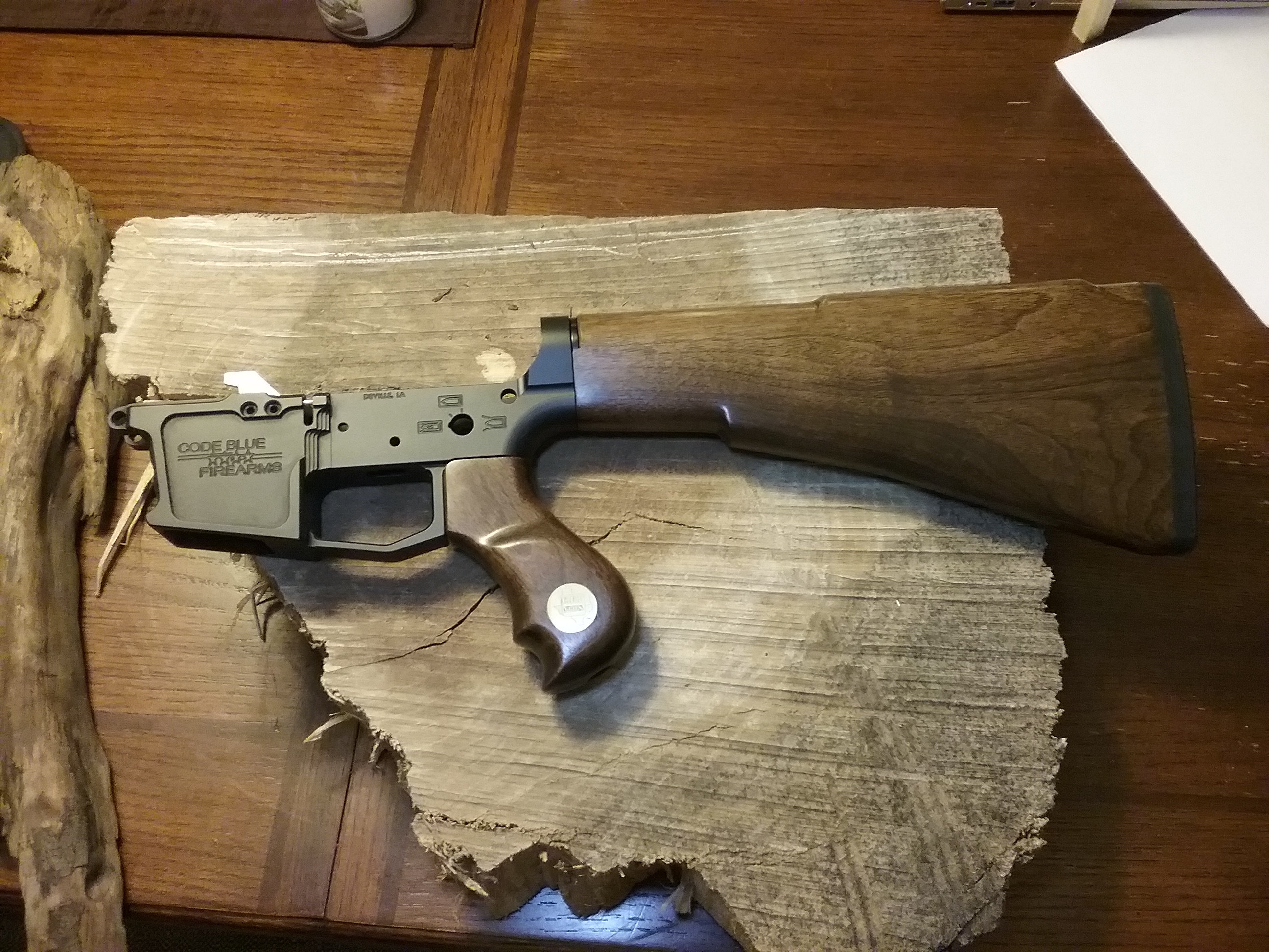 AR-15 - Walnut -Tommy Gun Style - Stock Set | customfirearmproduct