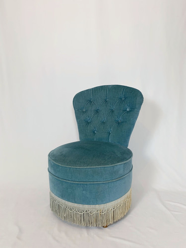Fauteuil crapaud bleu | Faubourg d'Amboise
