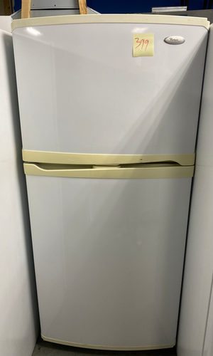 Whirlpool Gold 30" Refrigerator in white (USED) | Appliance Kivu