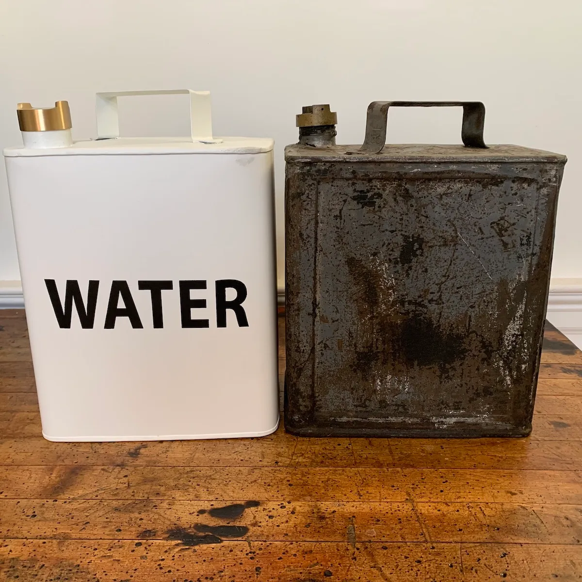 WW2 British Commonwealth 2Gallon Water Containers | Mysite