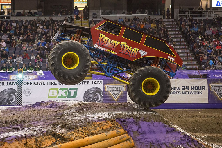 MONSTER TRUCKS | Monster Truck Nitro Tour