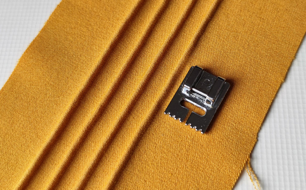 HOW TO SEW: pintucks