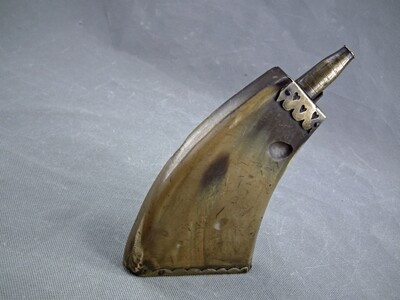 Antique 16th century European Gun Powder Horn Flask For Matchlock or ...