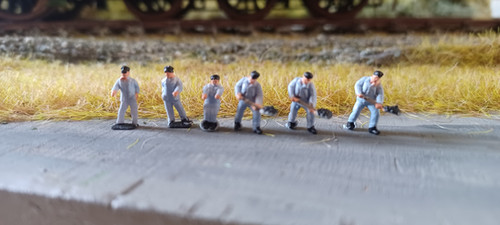 N Gauge 3D Printed and hand painted resin figures | Moor View Models