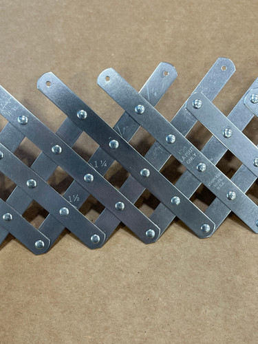 Rivet layout tool | SKOOLIE.com