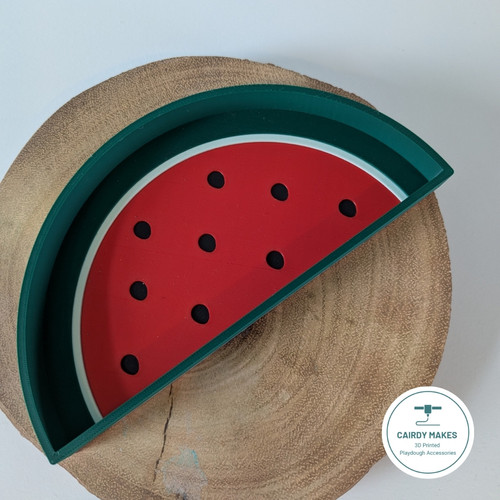 Watermelon Sensory Trays | Cairdy Makes