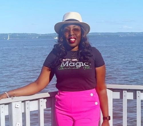 Pretty Girl Magic | The LIQtees™️