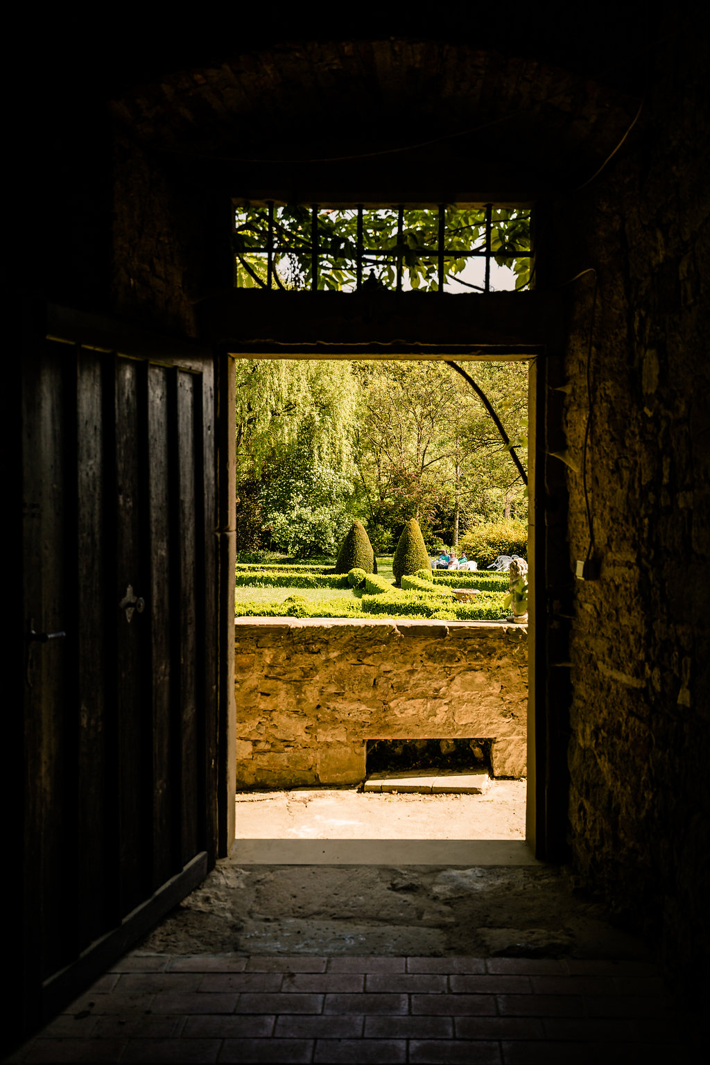 Wein kaufen in Fürth | Feurer's Vinothek | Das Sotiment