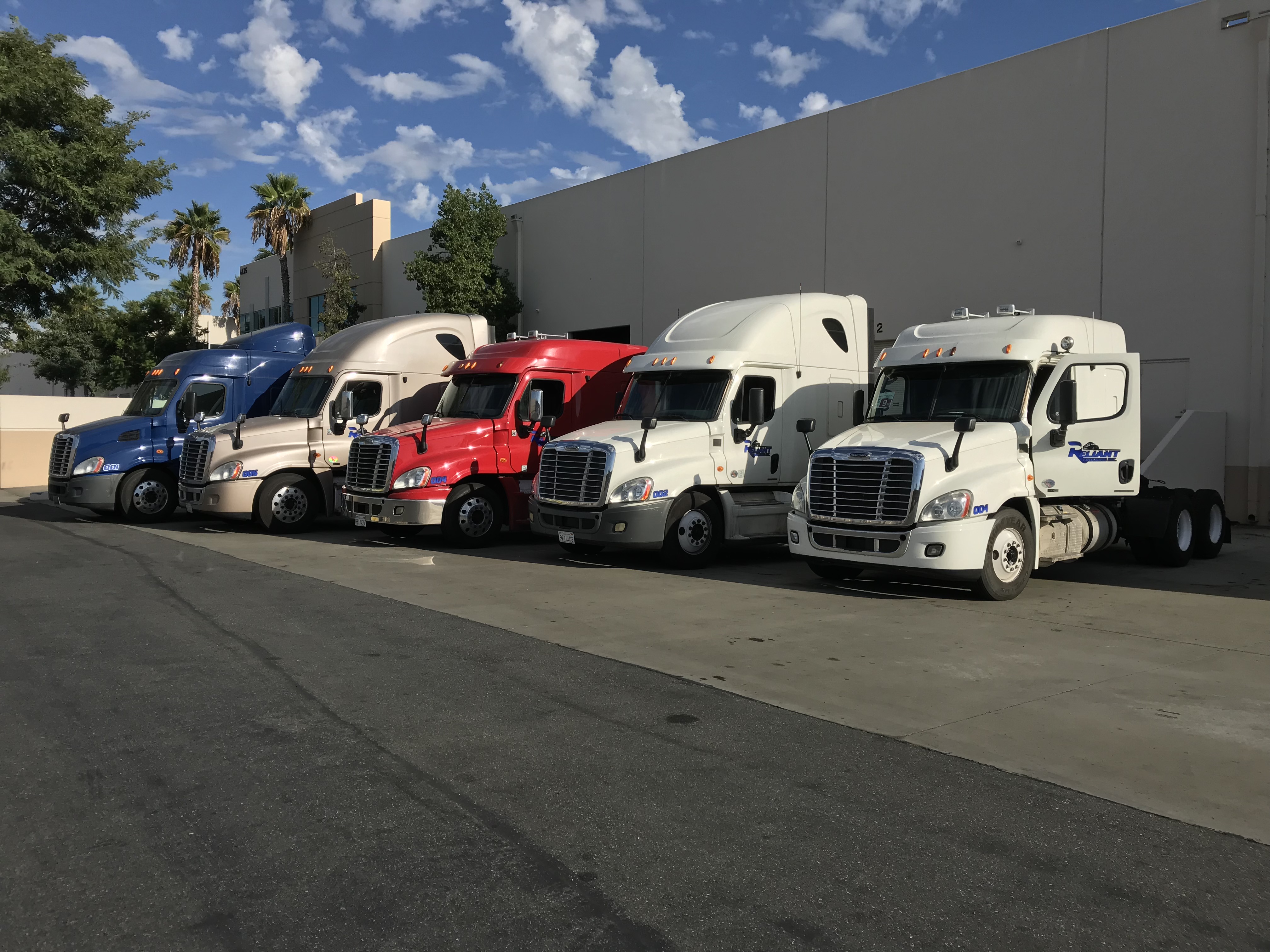 Home | Reliant Trucking, Inc