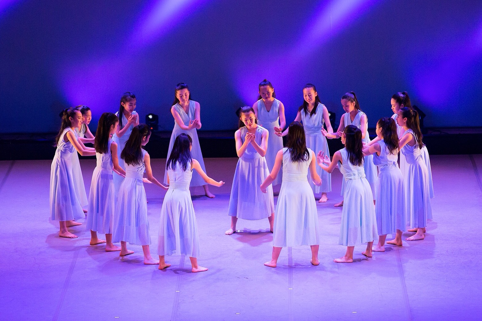 HOME | Lips Dance School