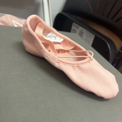 Ultra stretch ballet shoe | StunningDance Studio
