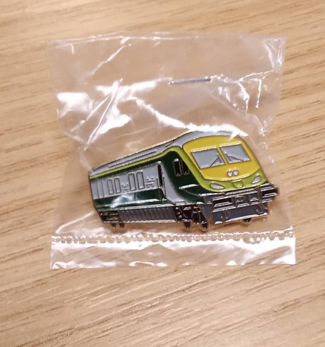 IÉ mkIV Control Car enamel railway badge | Táilte Tours