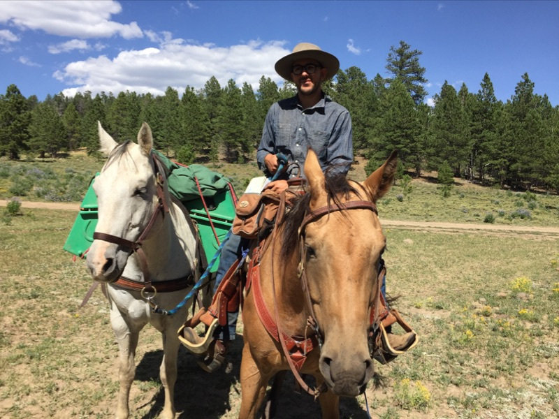 Gideon Irving and the Horse Tour, a musician traveling on horseback ...