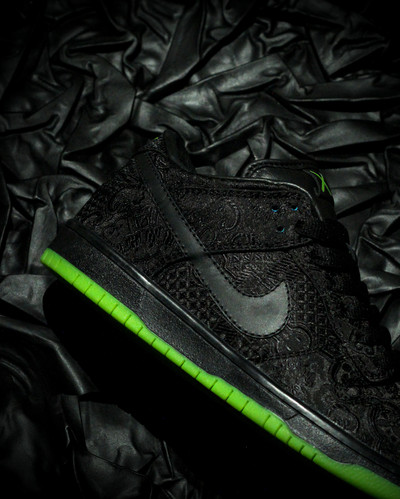 CLOT X KAWS Nike SB Dunk Low "Flayed" | jack-the-ripper