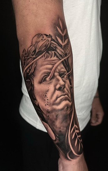 NATE | Loco Tattoo