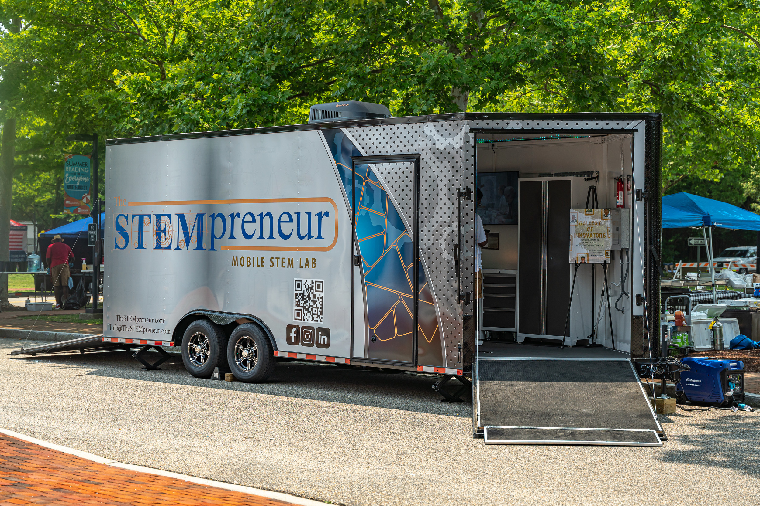Mobile STEM Lab | The STEMpreneur